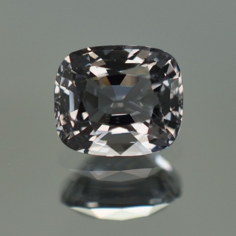 Grey Spinel - Color First